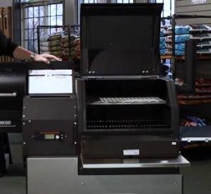 Yoder YS480 Vs. YS640 Grills: Which Backyard Smoker To Pick?