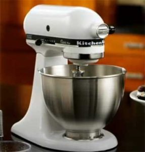 Cooklee Vs. KitchenAid: Battle of The Stand Mixers