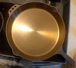 Finex Vs. Smithey Cast Iron Pans: Which Is Better?